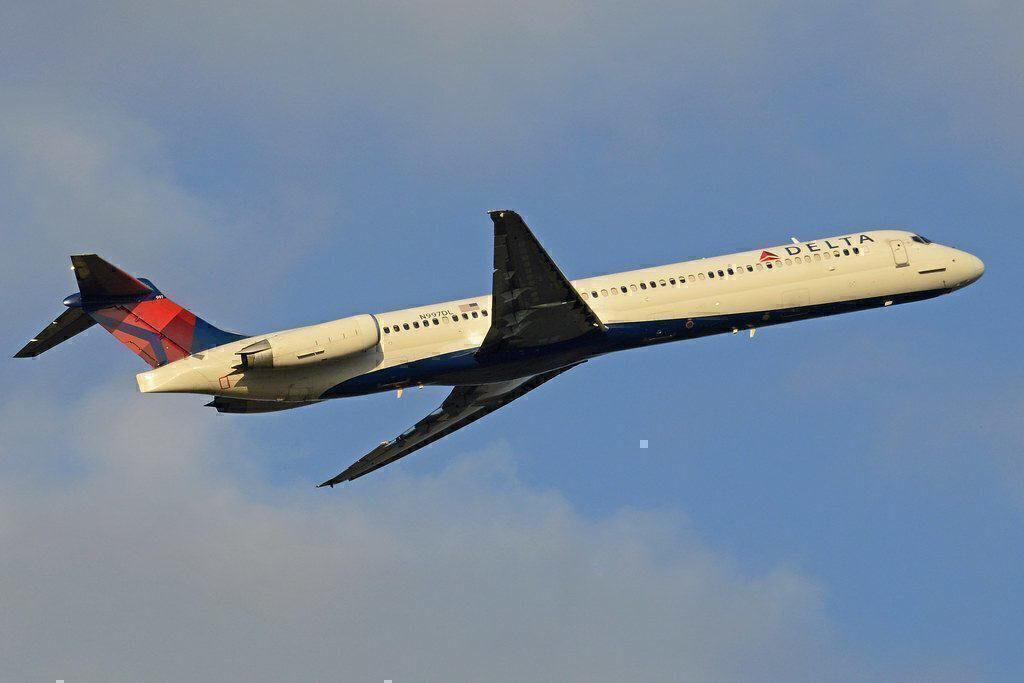 Which Aircraft Is Delta Air Lines Using To Replace The MD-88?