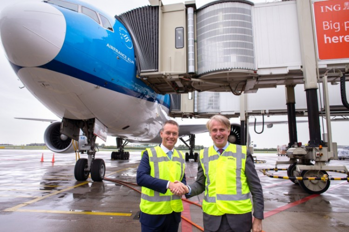 KLM Inaugurates Europe's First Automatic Jet Bridge