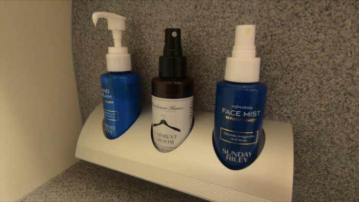 Flight Review: High-Density Business Class on United's 777-200