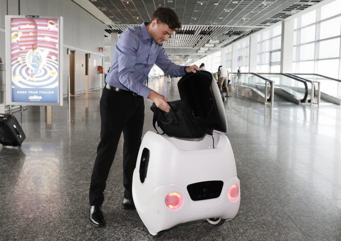 Frankfurt Airport Introduces Autonomous Passenger Assistance Robots