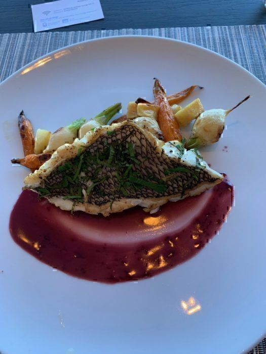 Review: American Airlines Flagship First Dining In New York