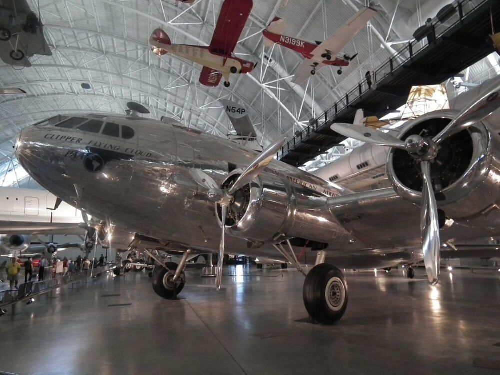 The Boeing 307 Stratoliner - What Was It Like To Fly On?