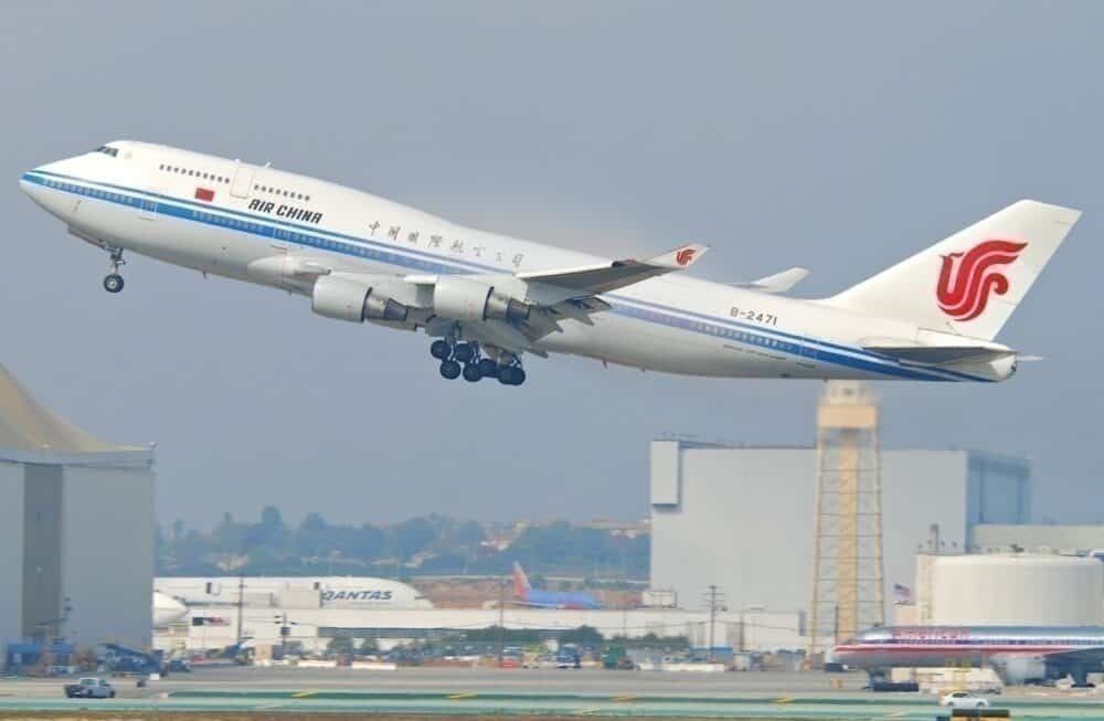 What Are The Oldest Boeing 747s In Operation?
