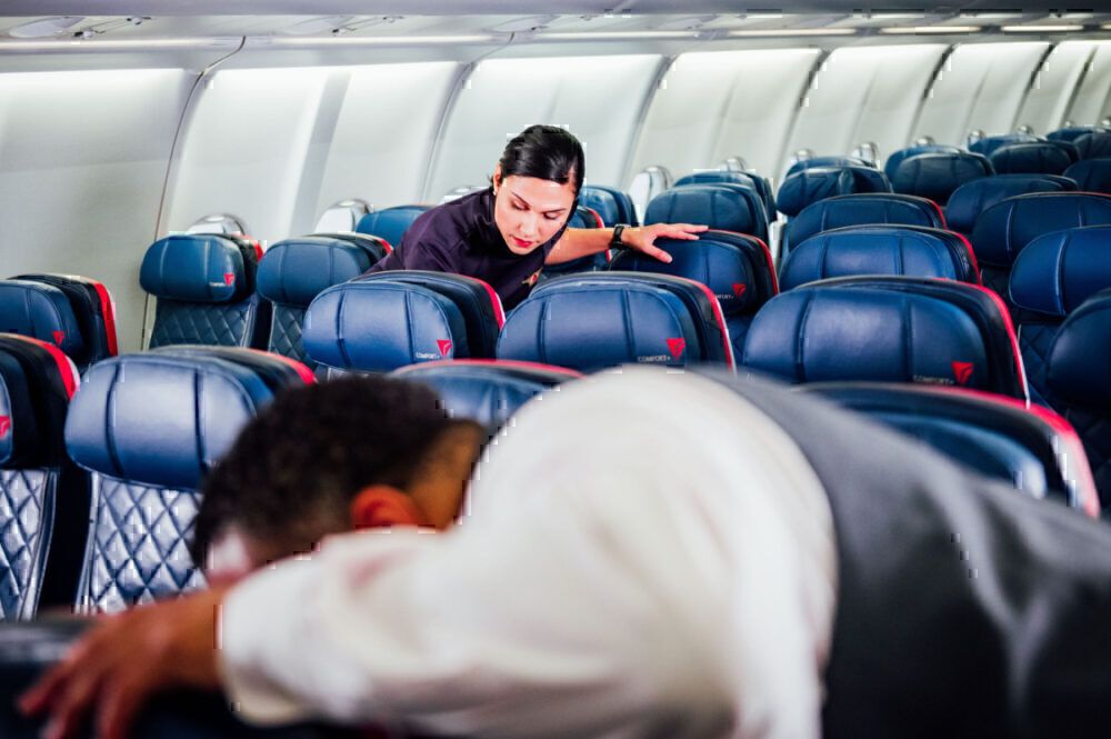 Delta To Put Hand Sanitizer Stations Onboard Starting With 757s