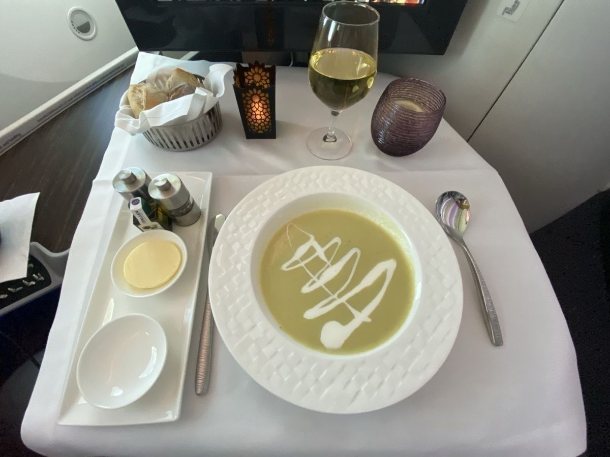 How Is Food Cooked On An Aircraft?