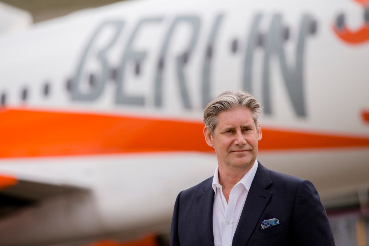 The Simple Flying Podcast Episode 78: Air Austral's A220s, Airbus ...