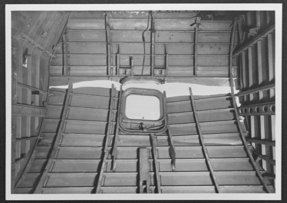 Why A De Havilland Comet Was Repeatedly Submerged In Water