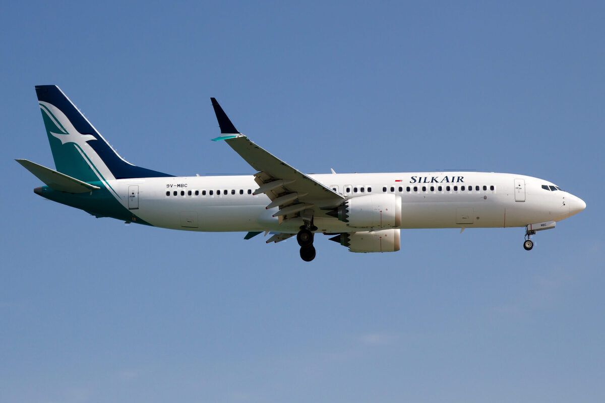 Singapore Airlines Operates Its First Boeing 737 MAX Service