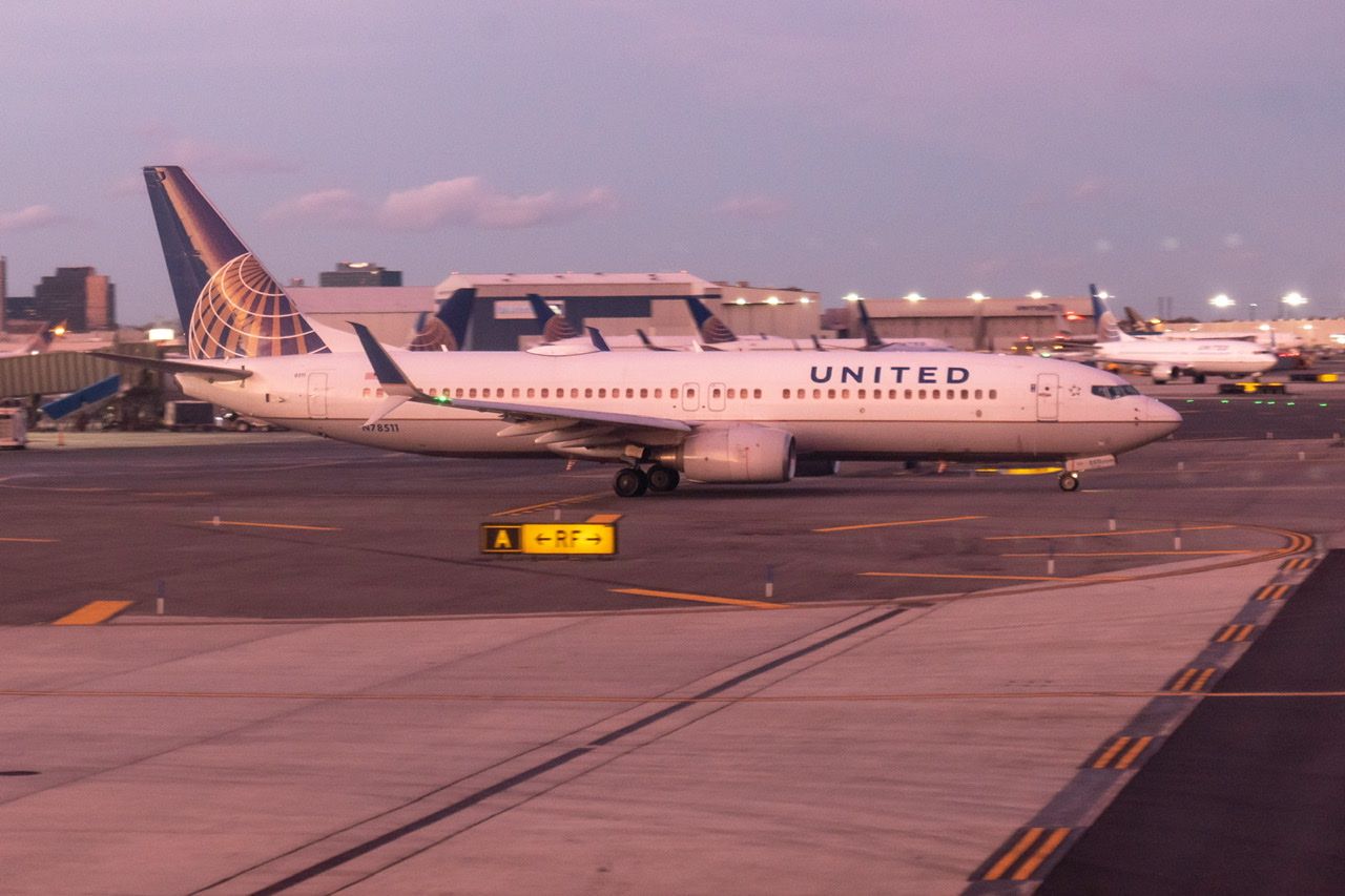 United Boeing 737 Damaged After Aircraft Veered Off Runway united-boeing-737-damaged-after-aircraft-veered-off-runway