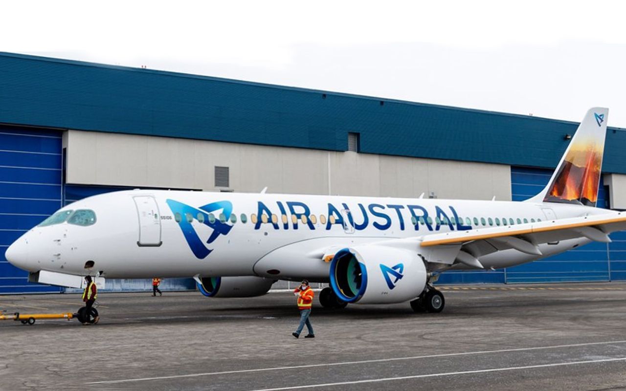 Air Austral's First A220 Leaves The Paintshop With A Stunning Tail