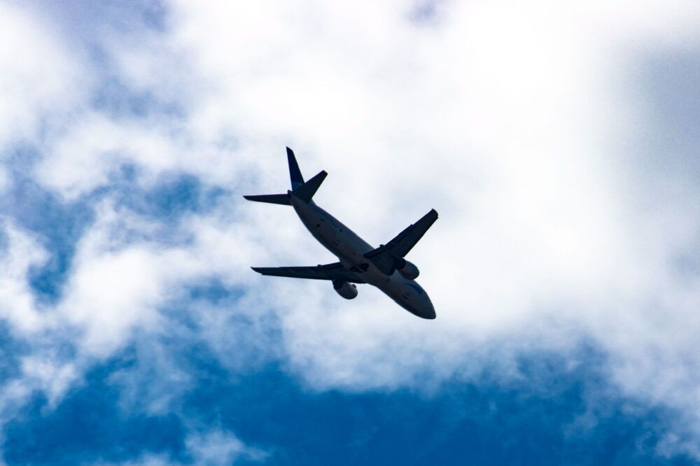 How High Do Planes Fly: A Ceiling Height Comparison