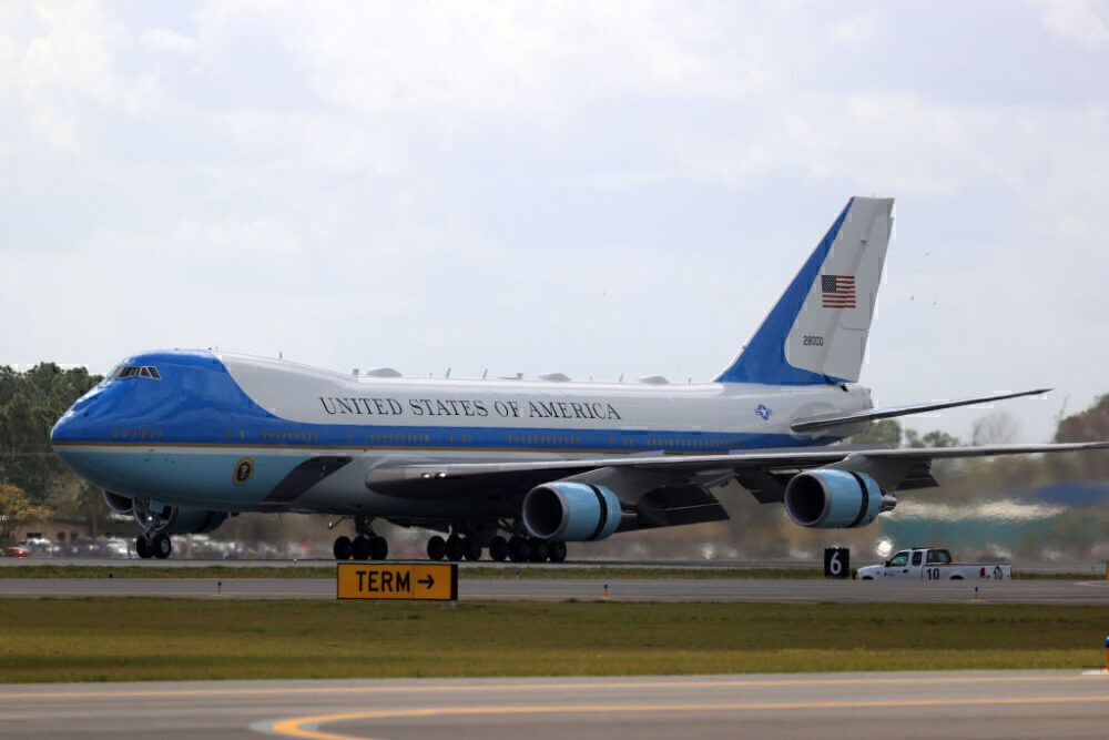 Boeing's Air Force One Contractor Battle - What's Happening?