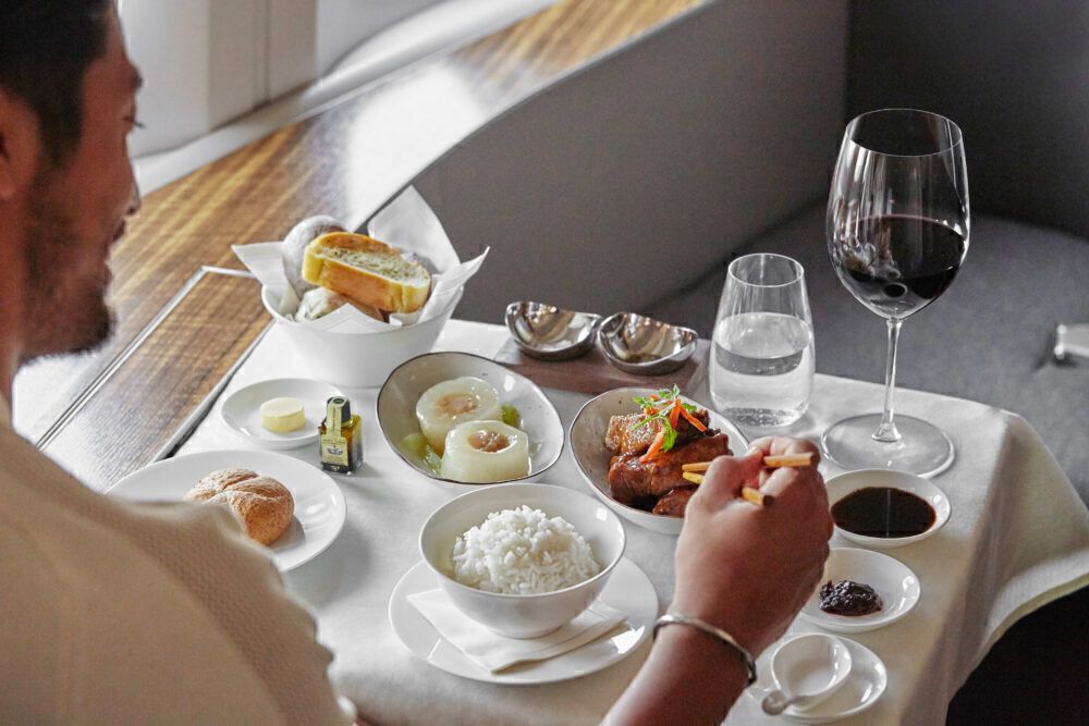 How Are Meals Cooked On An Aircraft