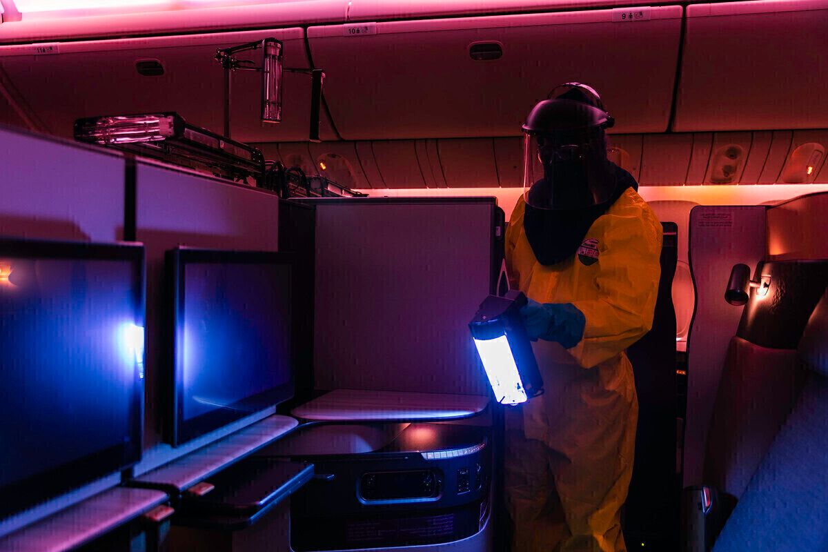 Qatar Airways Continues Its UV Cabin Sanitization Roll Out