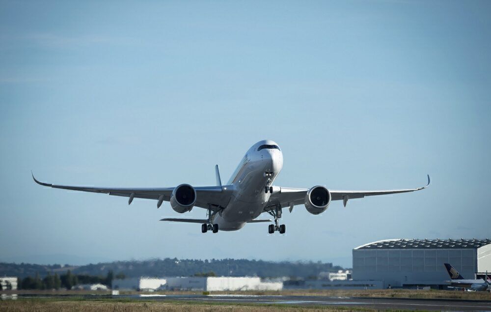 Long Range Battle: The Airbus A350-900ULR Vs. Boeing 777-200LR