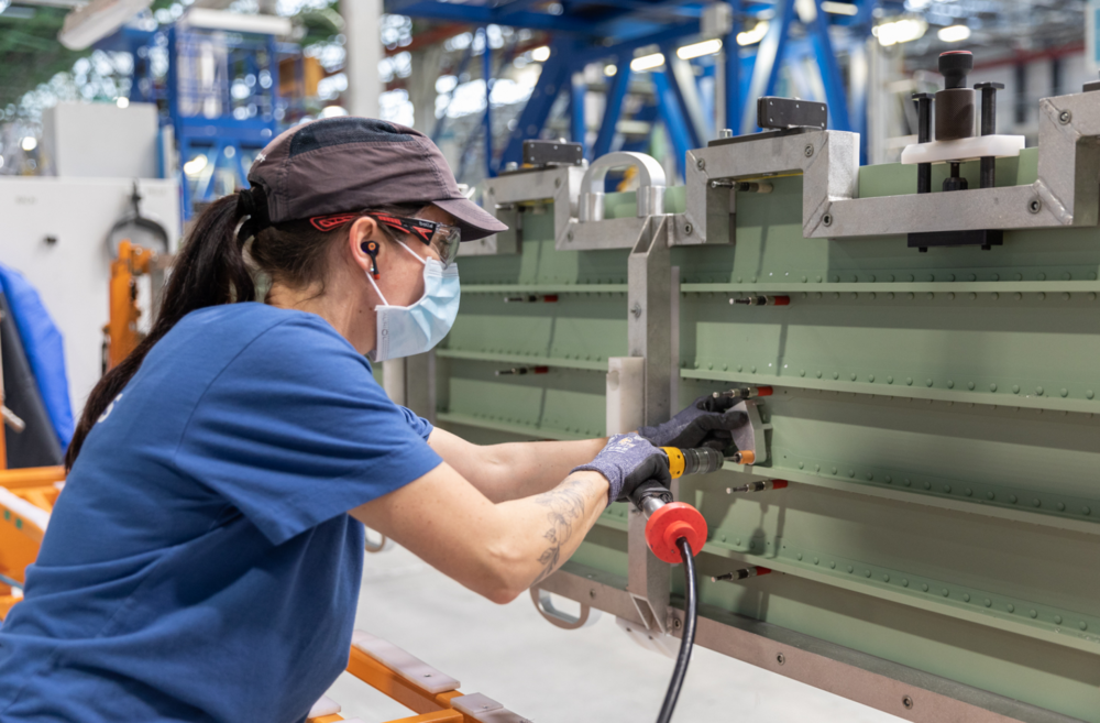 Airbus Finishes Building Its First A321xlr Center Wing Box