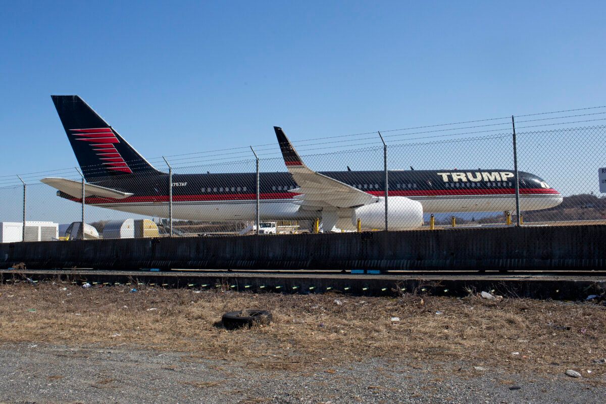 Donald Trump's Boeing 757 Set For Makeover