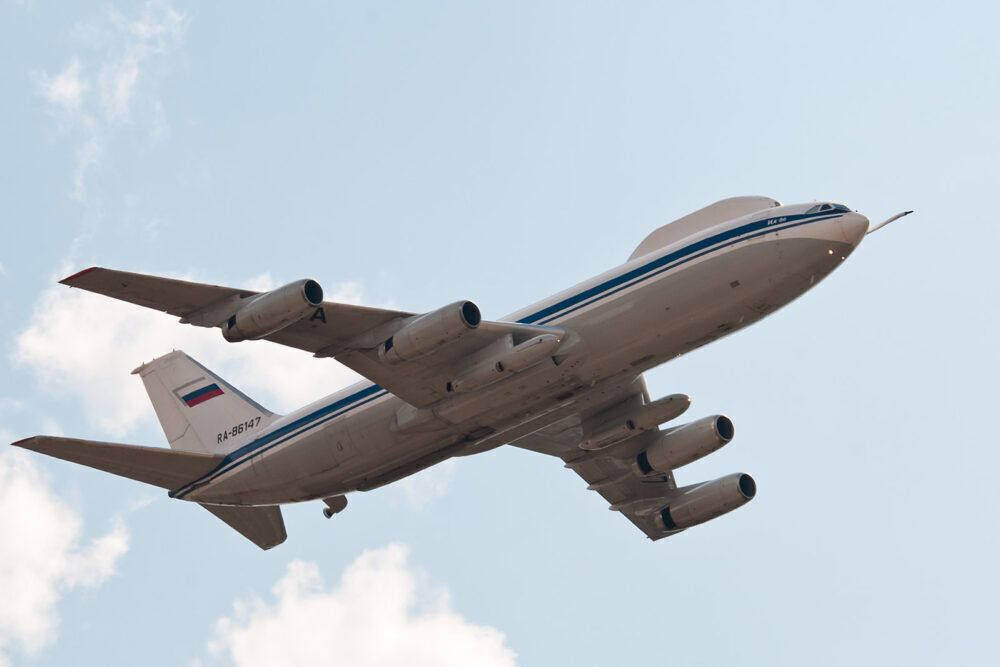 The Story Of The Ilyushin Il-86 - The USSR's First Widebody Airliner