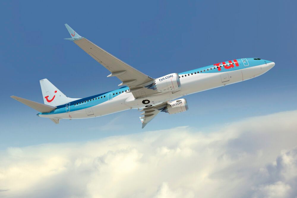 How Do The Boeing 737 MAX 10's Extending Wheels Work?