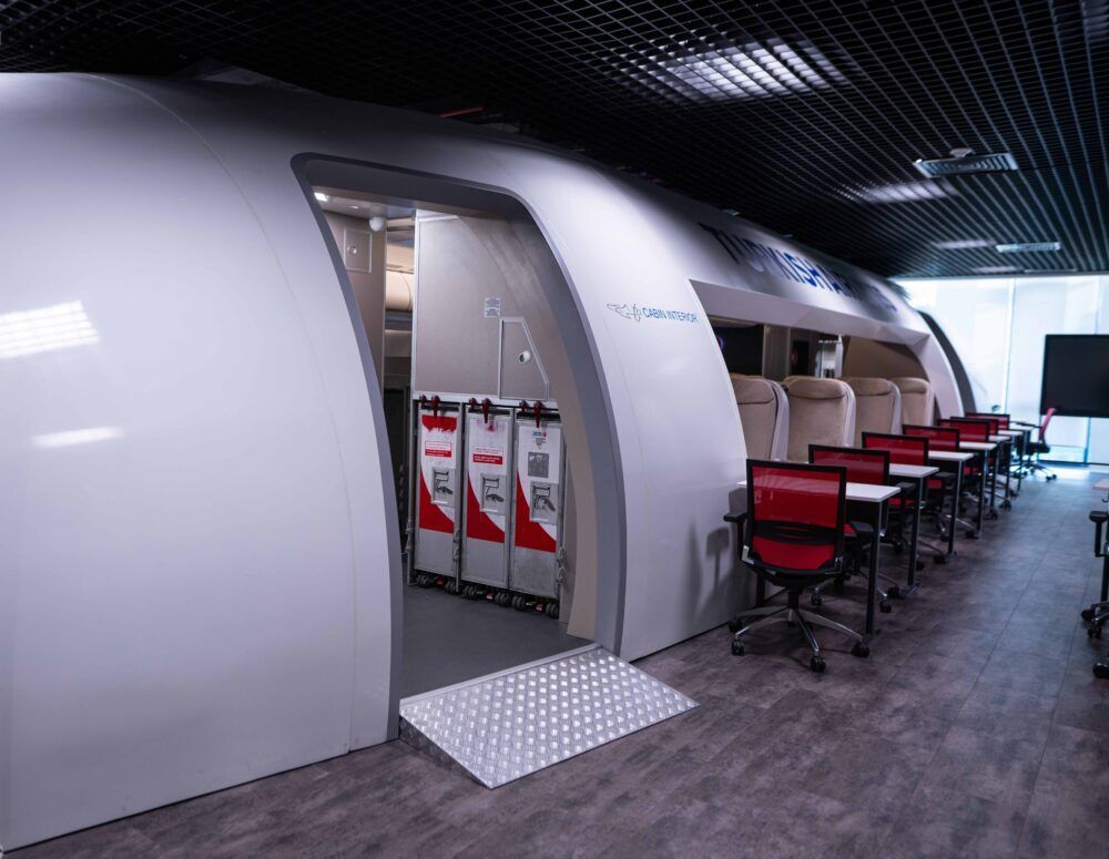 Turkish Airlines Has A New Fake Aircraft Cabin For Crew Training