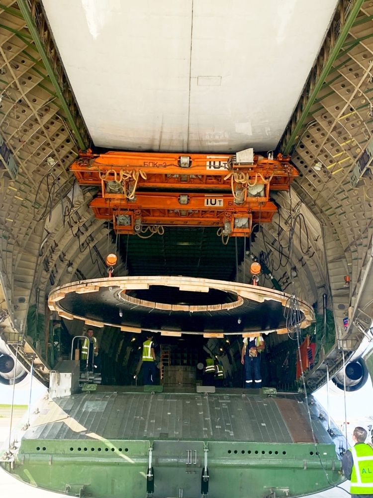 Antonov Drafted In To Fly 40 Tons Of Mining Equipment