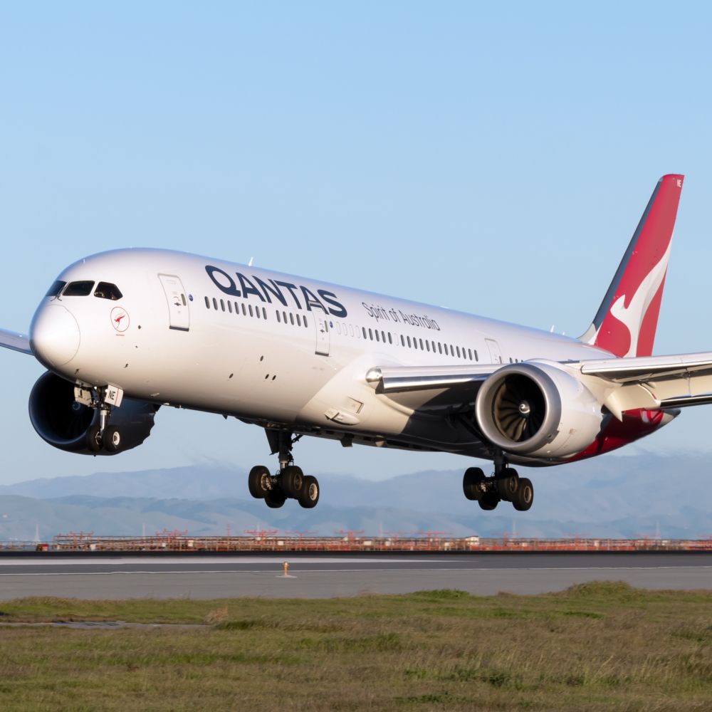 Qantas Becomes Latest Airline To Require Employee Vaccinations