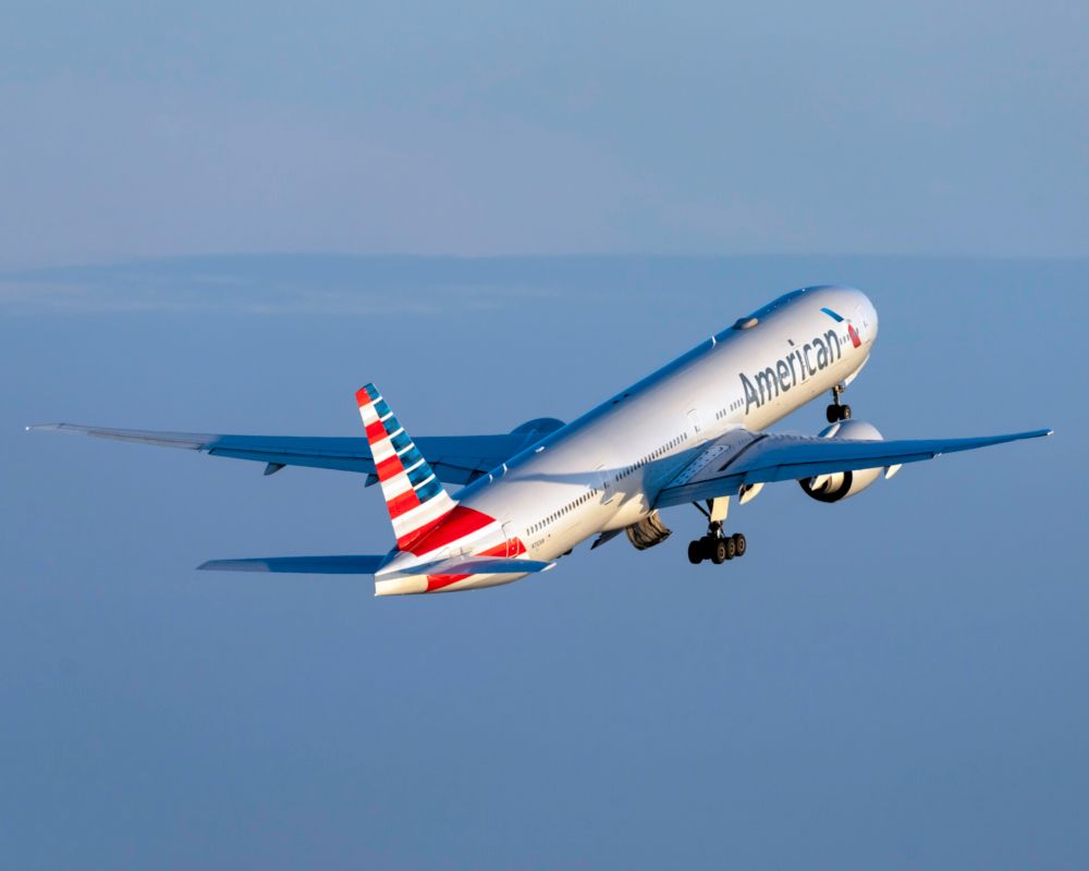 Why Did American Airlines Order The Boeing 777-300ER?