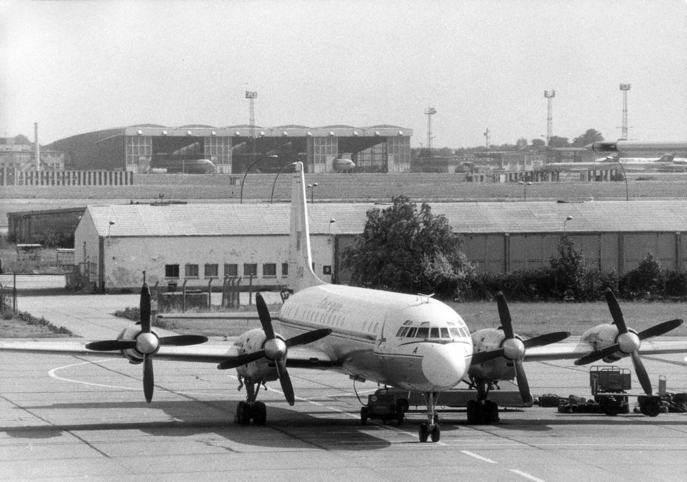 Huge Turboprop: The Story Of The Ilyushin Il-18