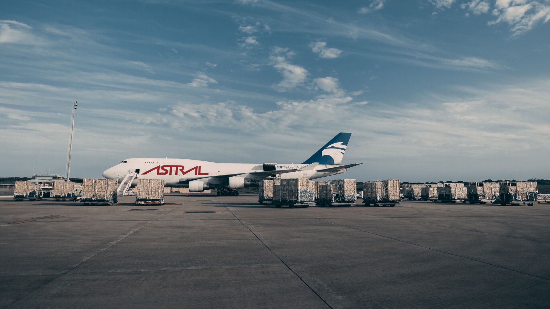 Heavy Lifting: Boeing 747 Enlisted To Fly 30 White Rhinos To Rwanda