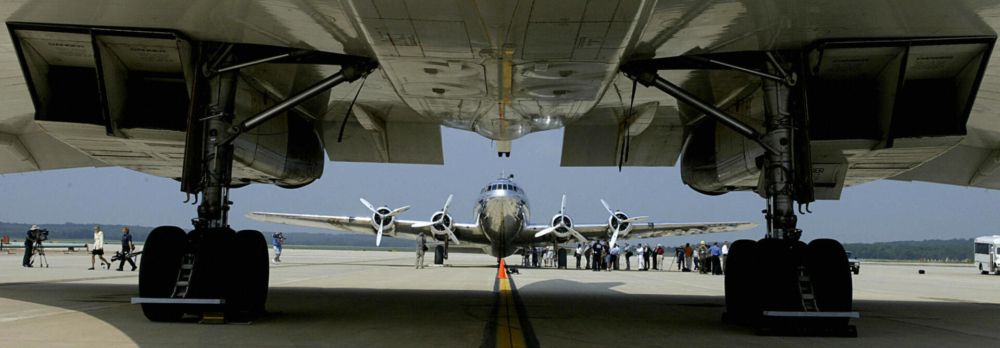 The First Pressurized Commercial Aircraft: 83 Years Of The Boeing 307 ...