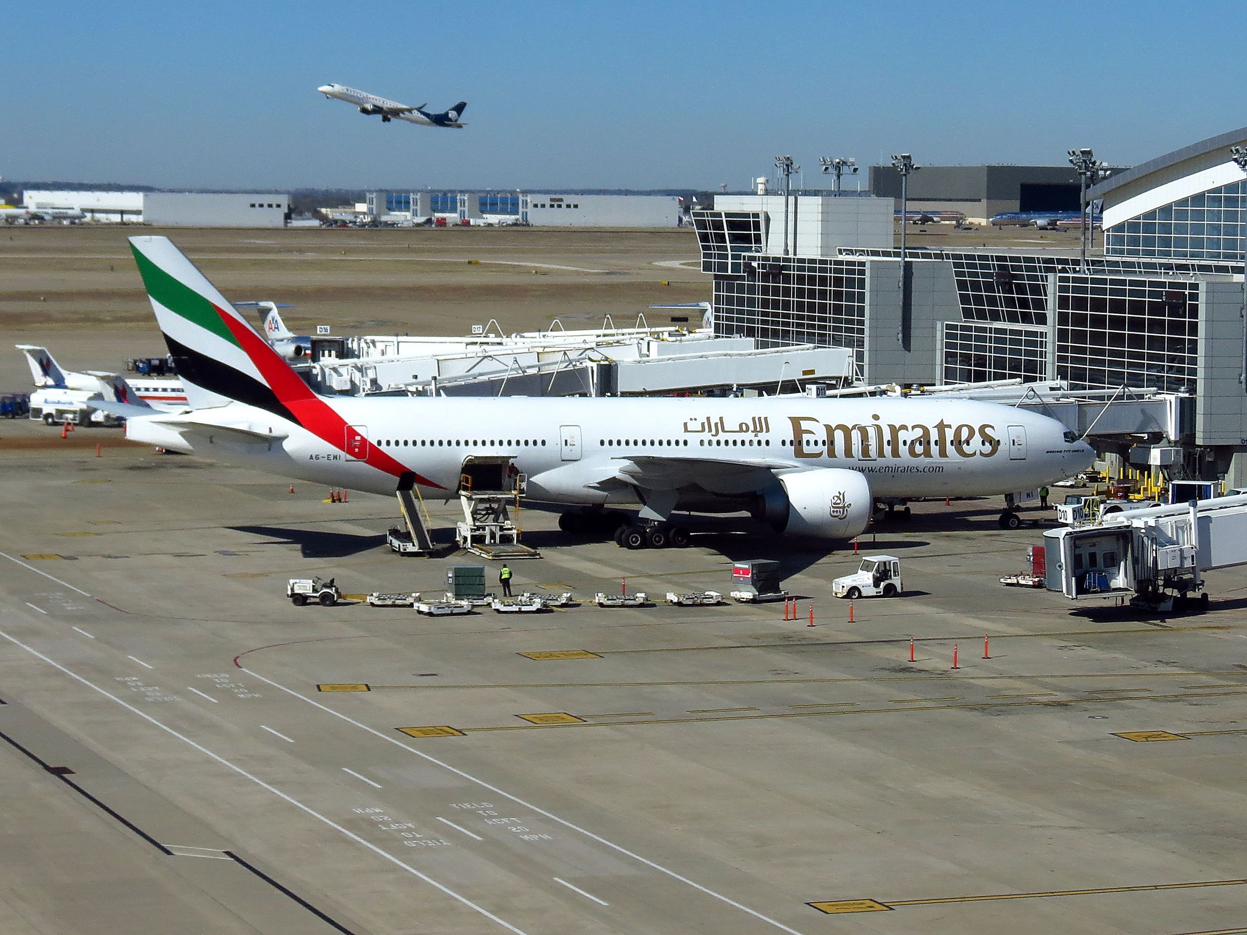 Emirates Marks Ten Years Of Serving Dallas/Fort Worth