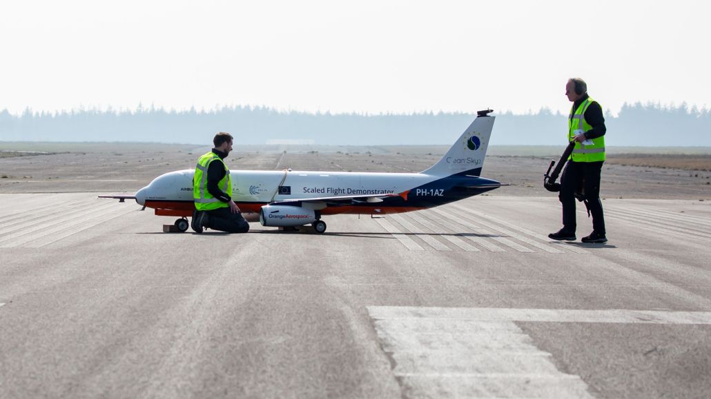 Model Airbus A320 Used To Replicate Flight Testing Simulations