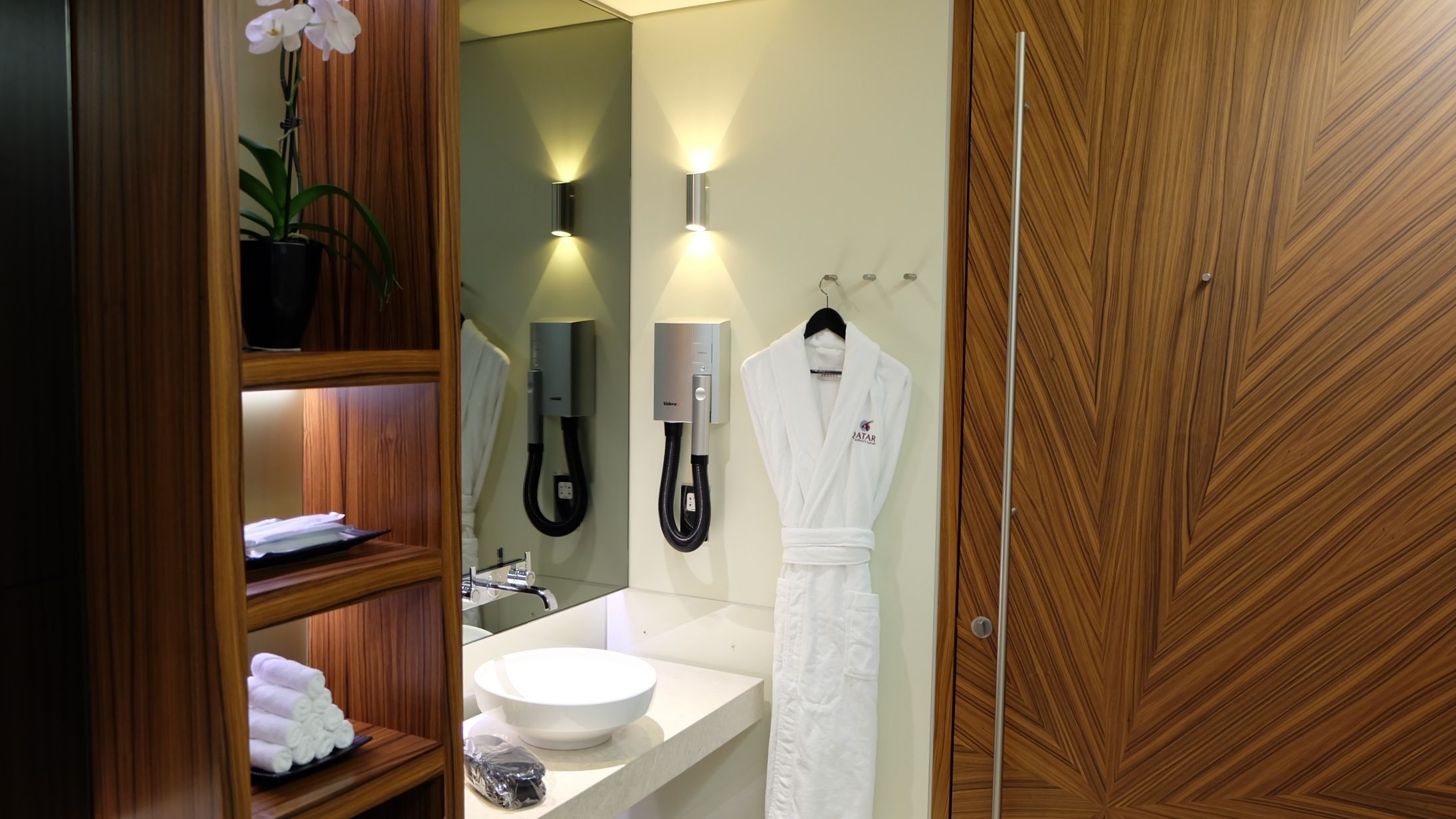 The 5 Best Ways To Make The Most Of A Lounge Visit