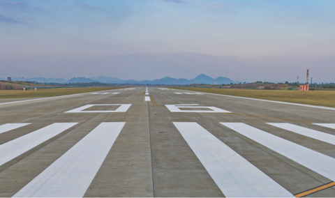 Airports Explained: A Guide To The Various Runway Markings & Lights
