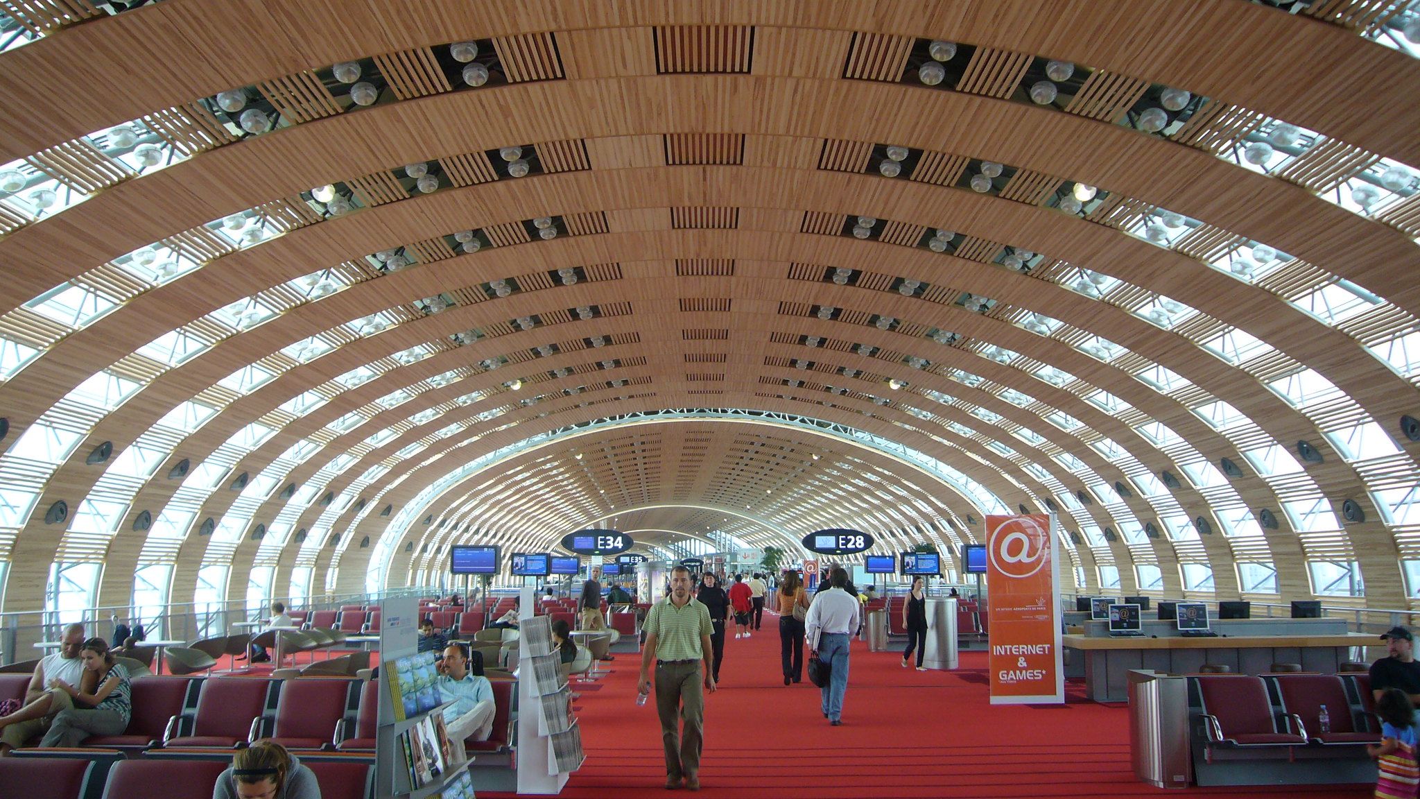 The 2004 Collapse Of Charles De Gaulle Airport's Terminal 2E