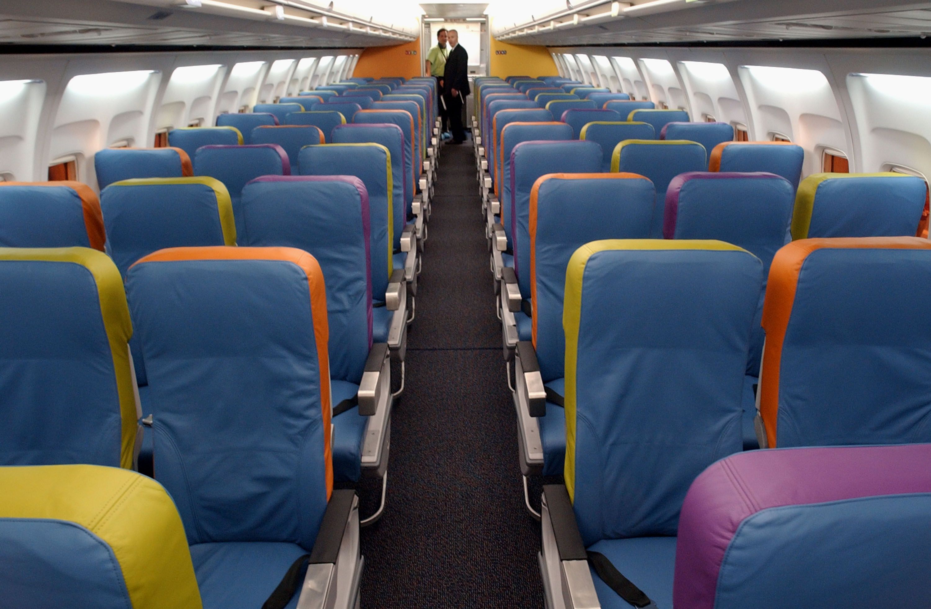 16 Years Ago: Delta's Low-Cost Brand Song Ceases Operations