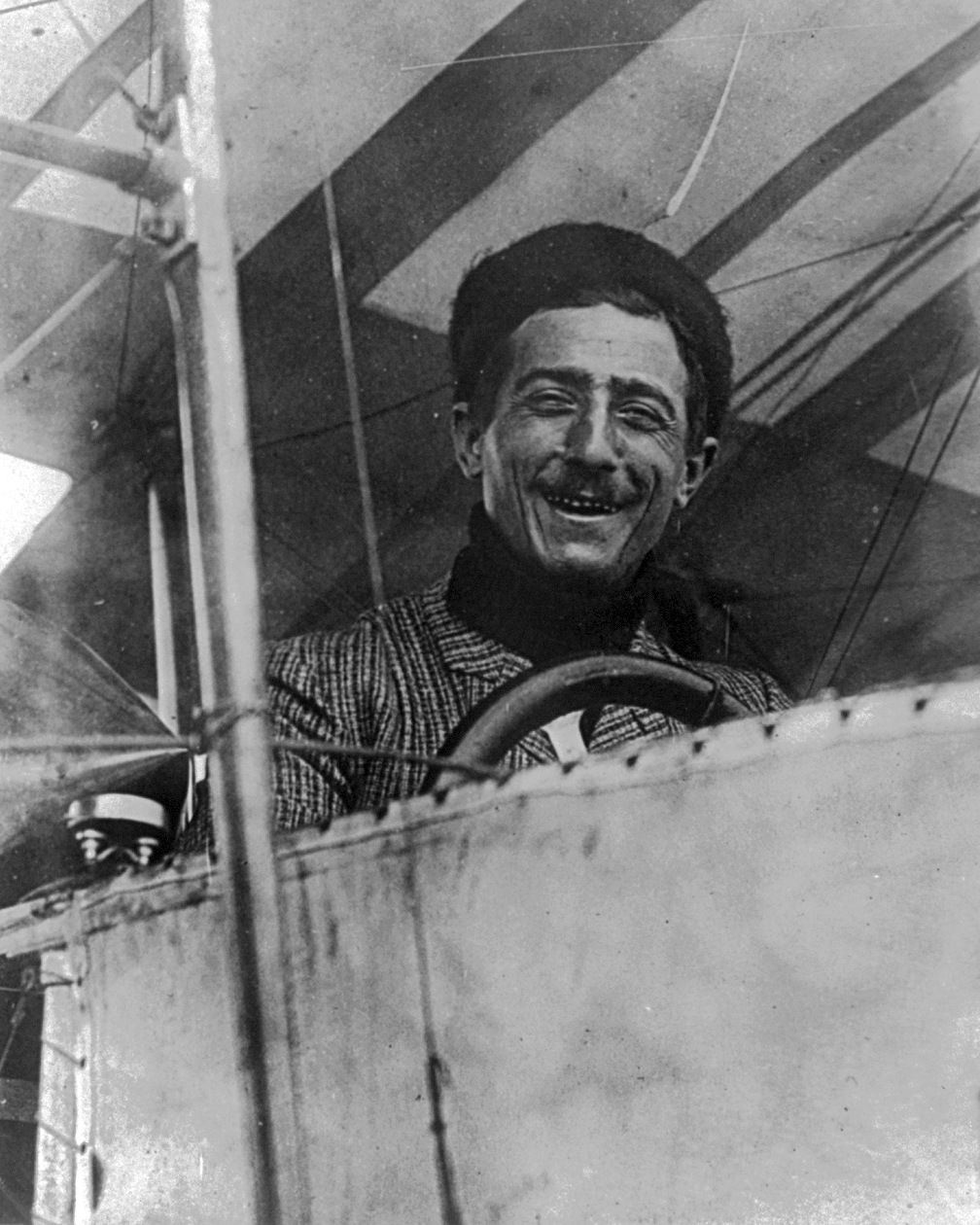 The Story Of Louis Paulhan's Ground-Breaking London-Manchester Flight ...