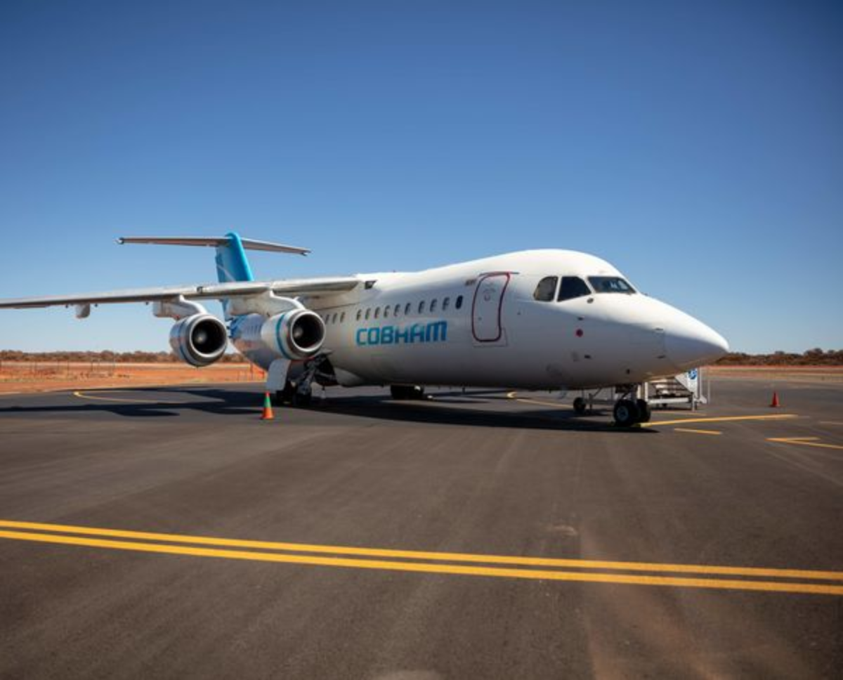 FIFO Specialist Cobham Aviation Receives Its 7th De Havilland Q400