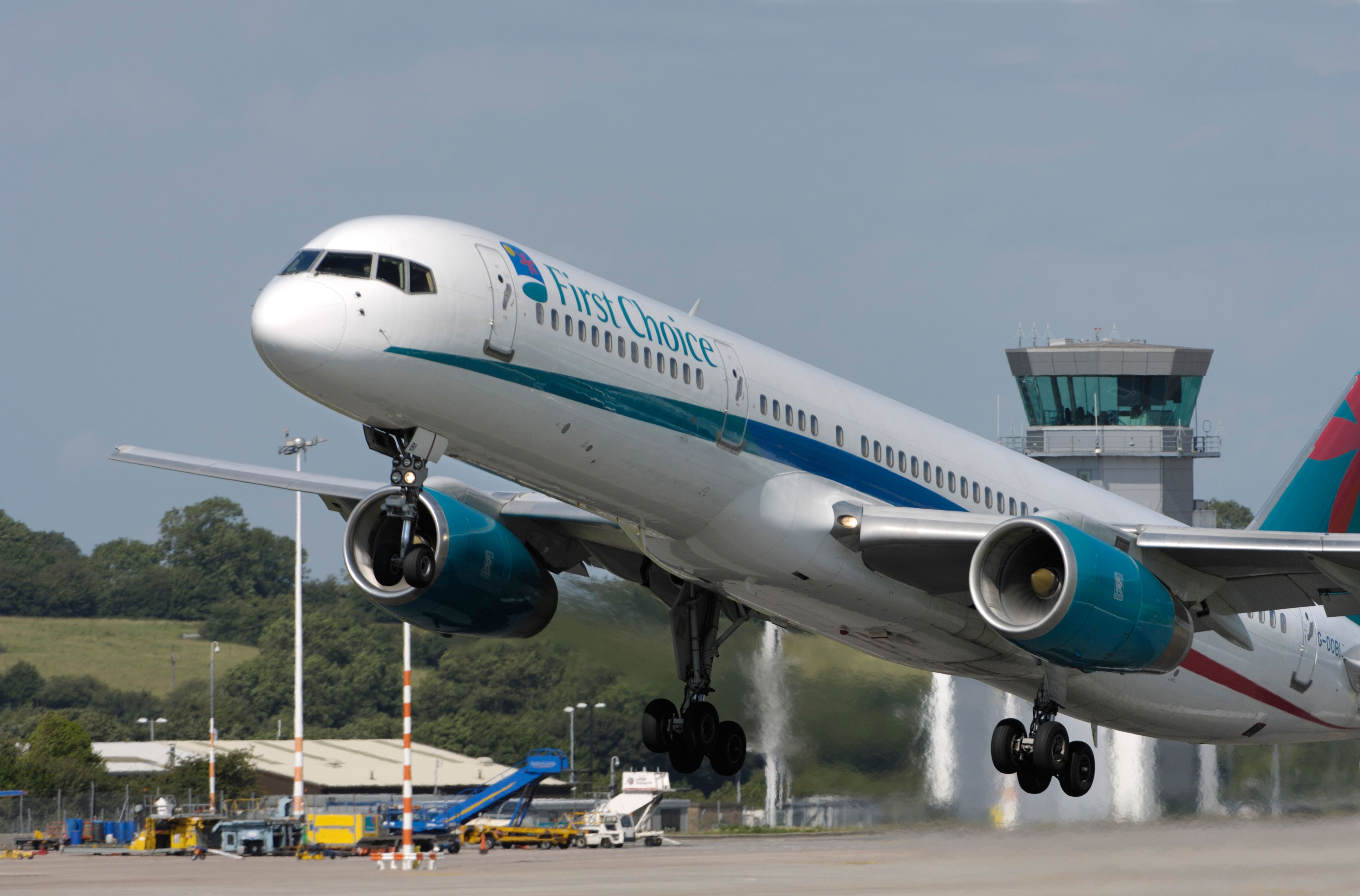 Why Boeing Never Built Its Proposed Propfan-Powered 7J7 Aircraft