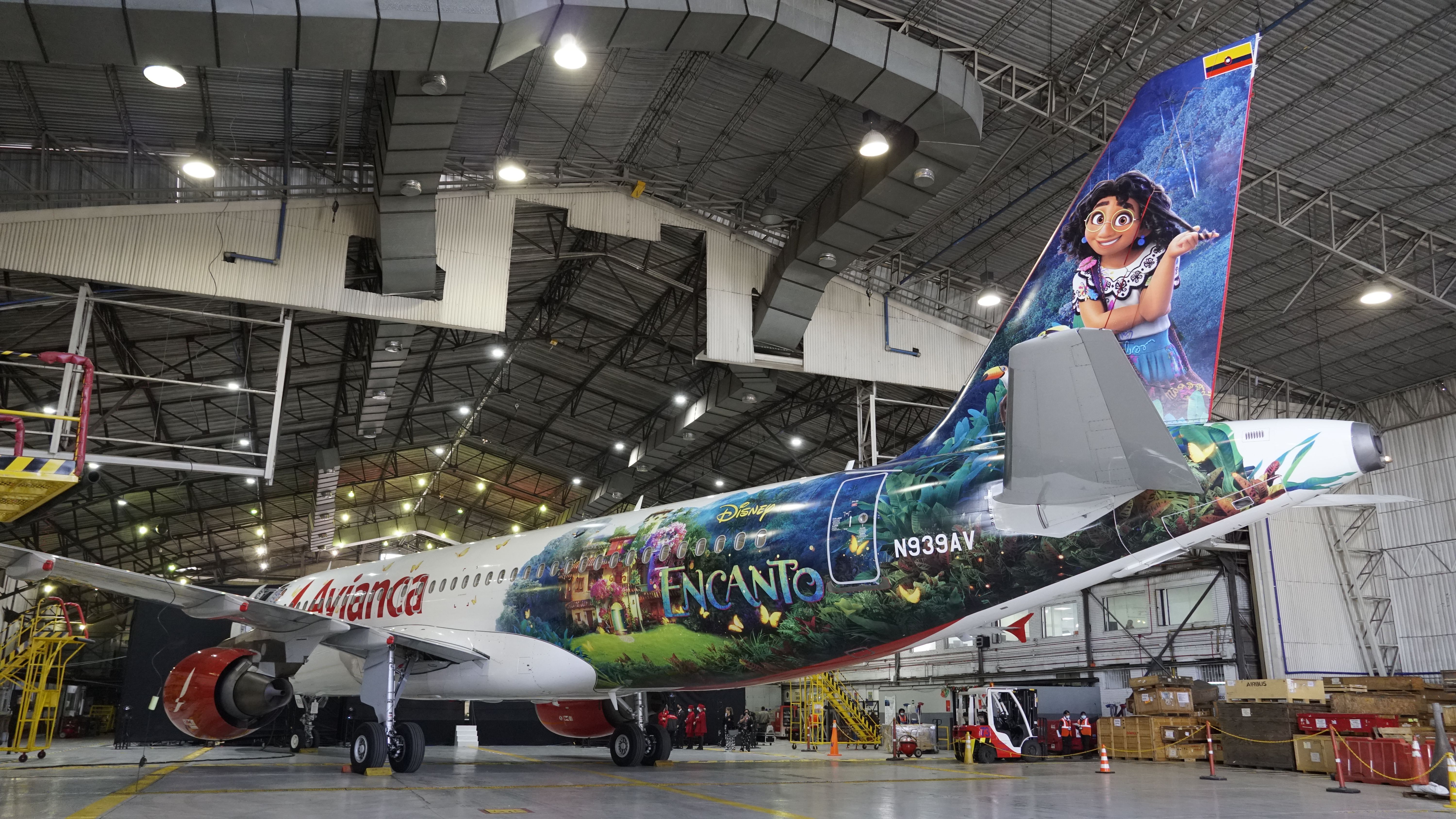 Azul Launches Operations With Its Donald Duck Airbus A320neo | IATA News