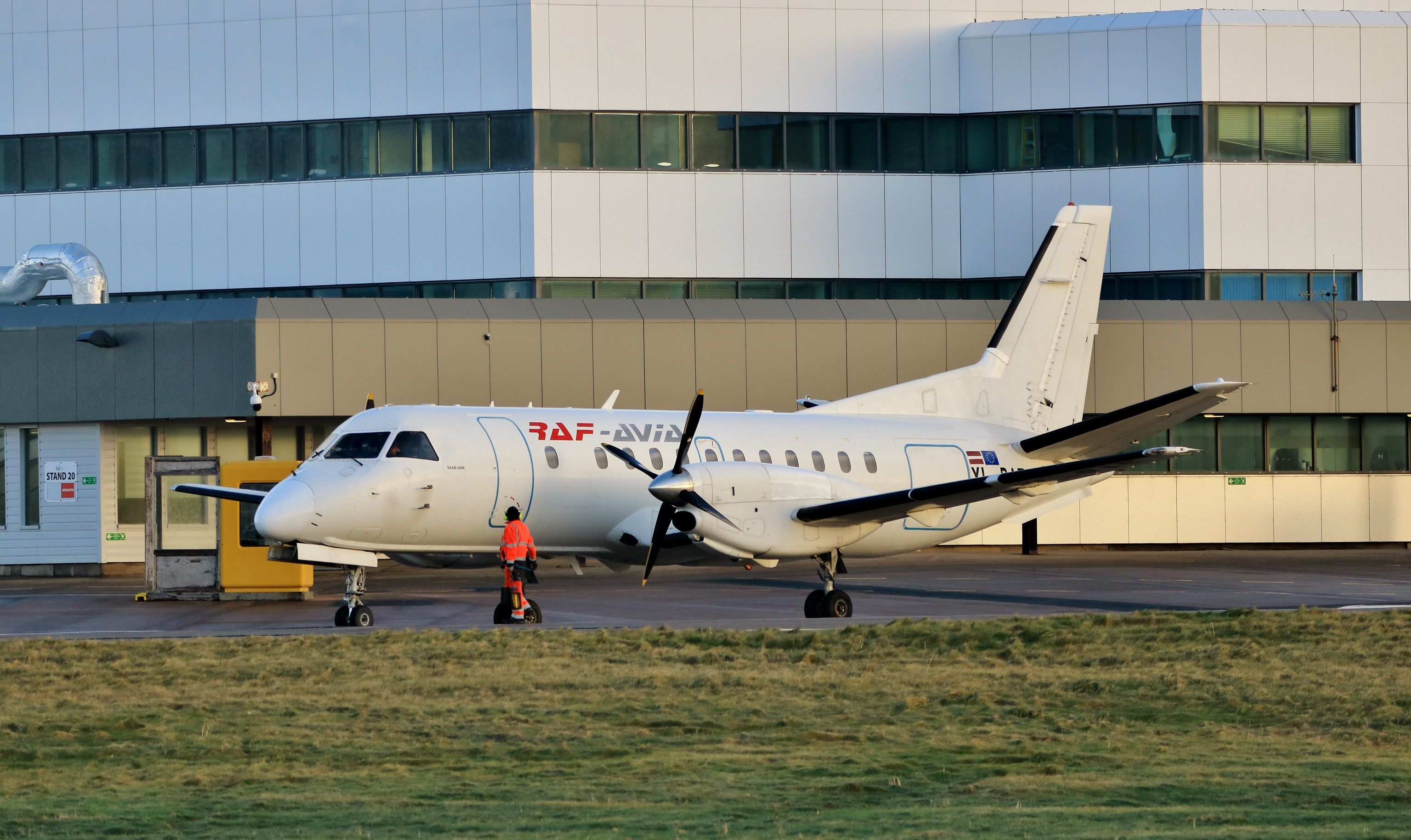 Introducing l'odyssey: The Startup Flying Saabs To London City