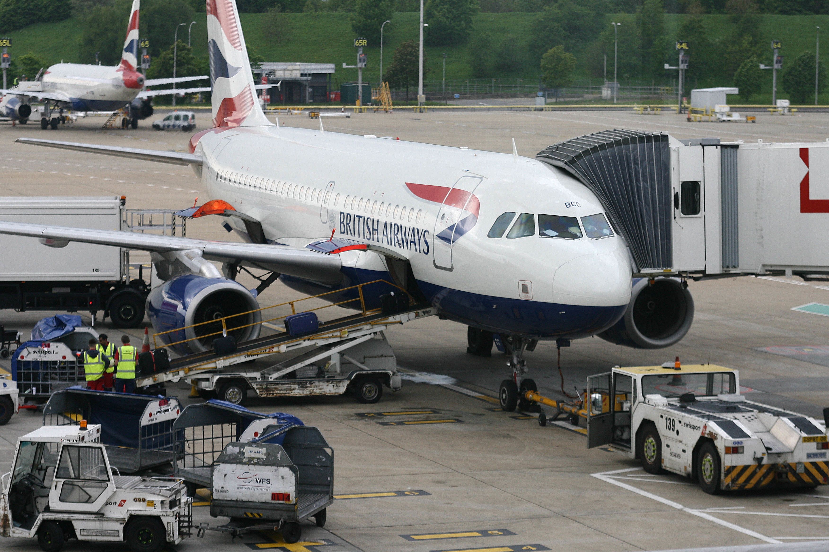 Trip Report: British Airways Airbus A319 Club Europe Madrid to London ...