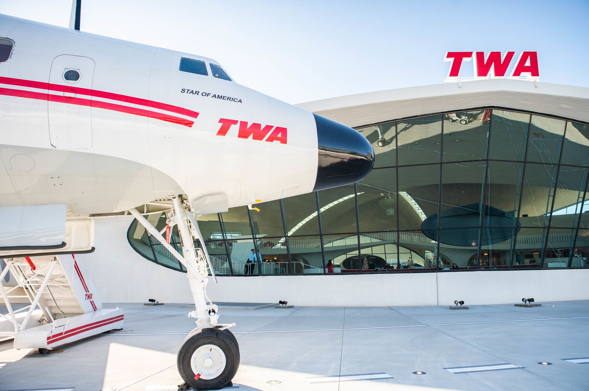 Top 5: The World's Most Iconic Planespotting Locations