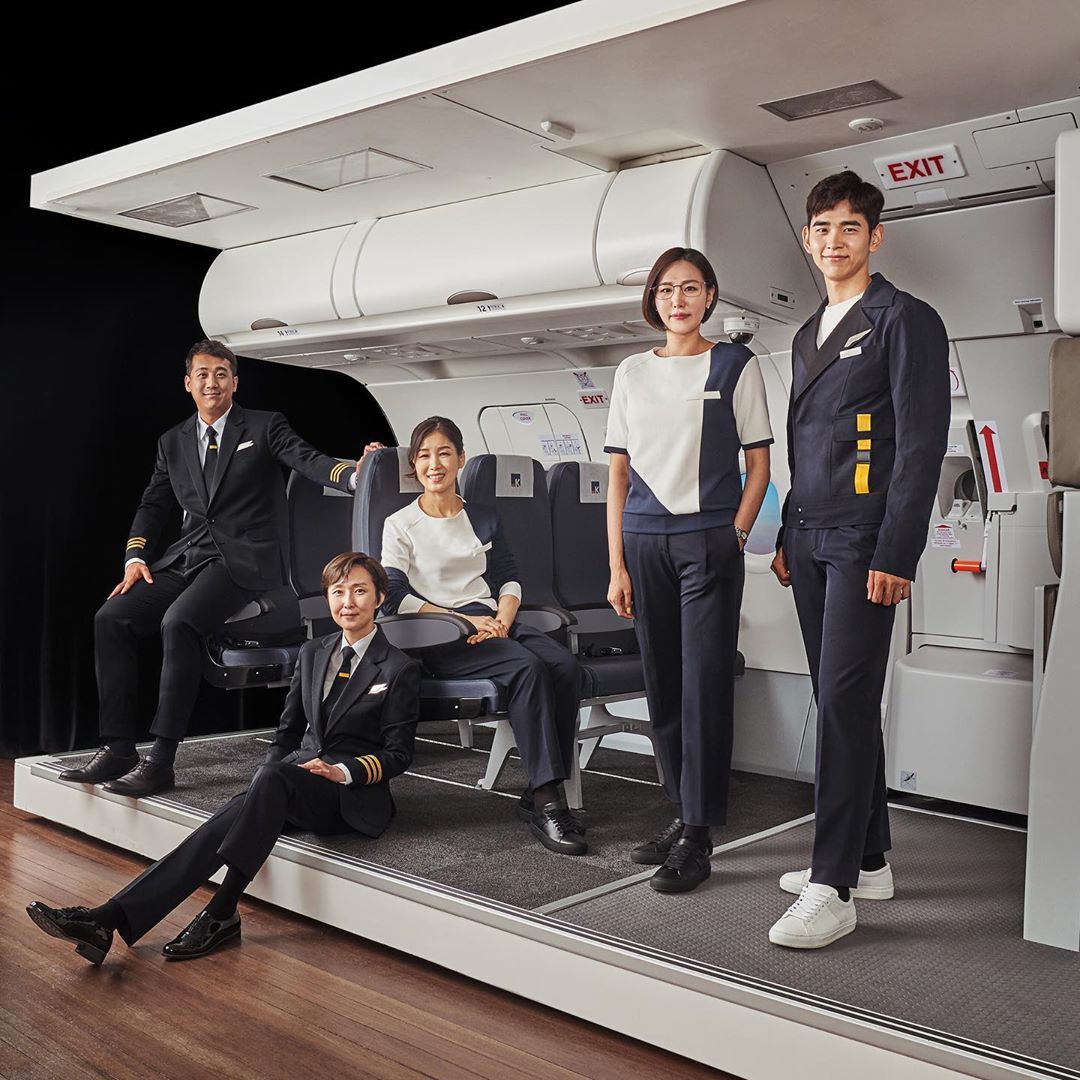 What Cabin Crew Think About The Trend For More Relaxed Uniforms