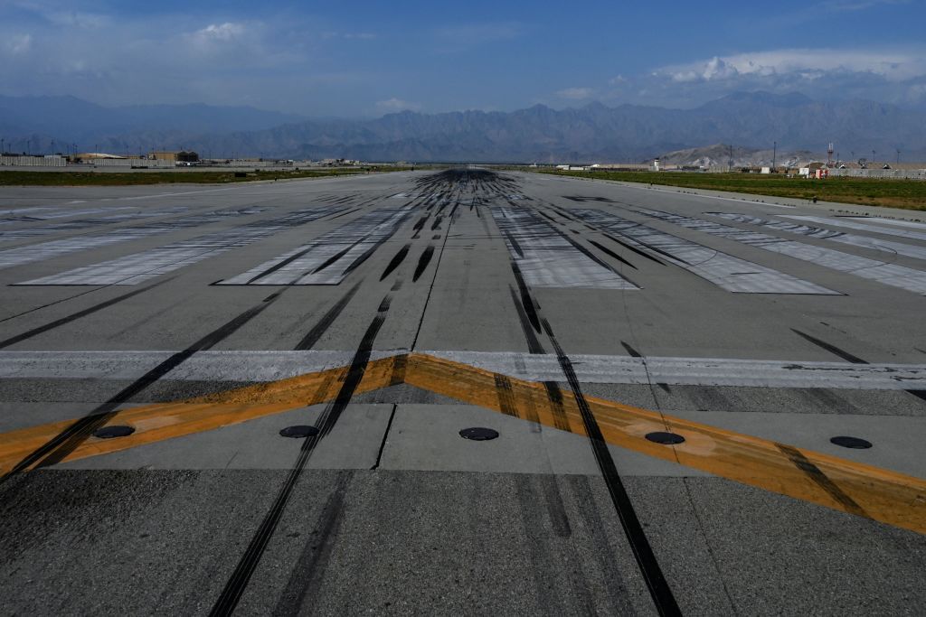 EMAS: How Crushable Surfaces Help Slow Aircraft During Runway Excursions