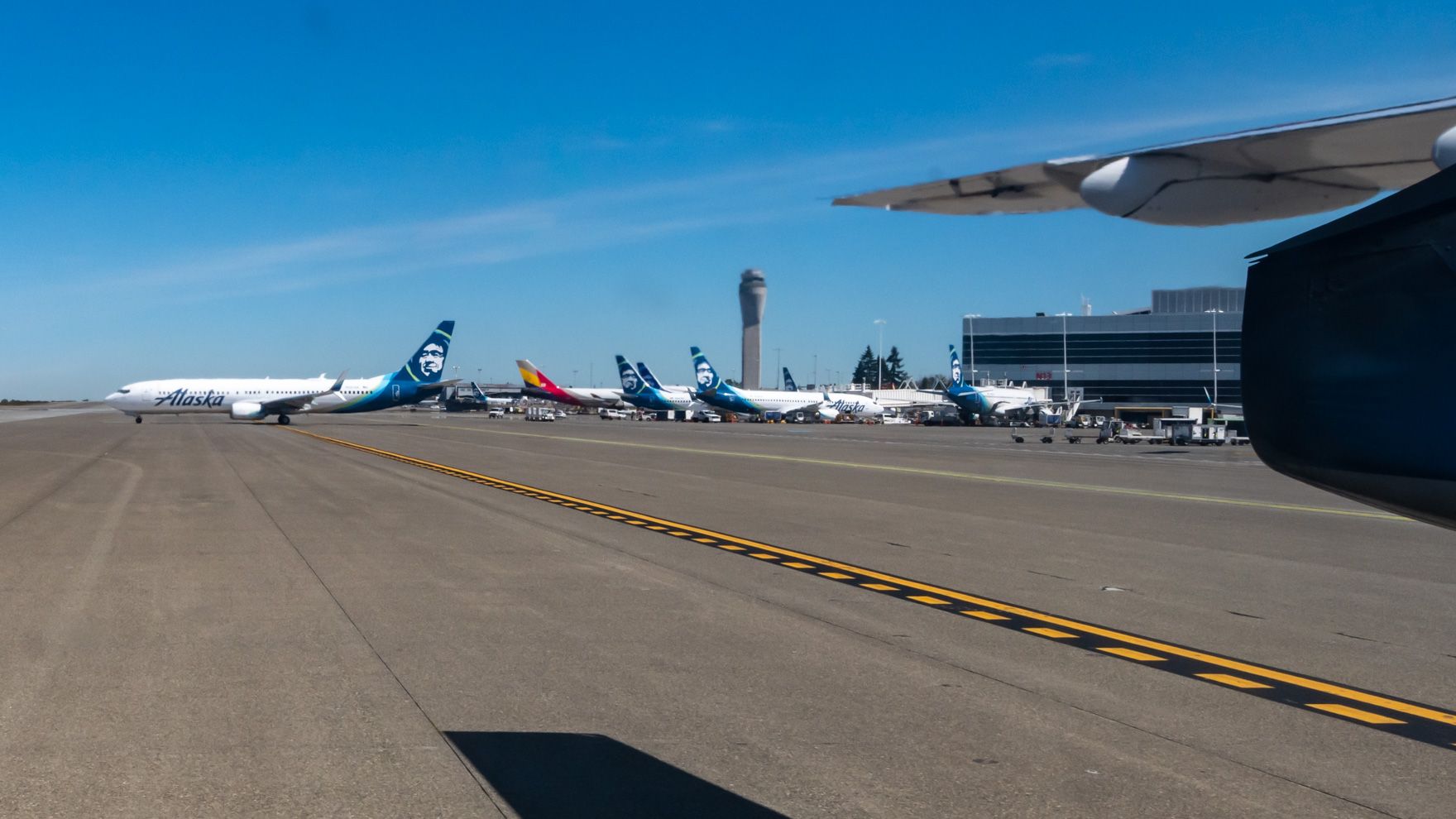 What Are Airport Ramp Towers?