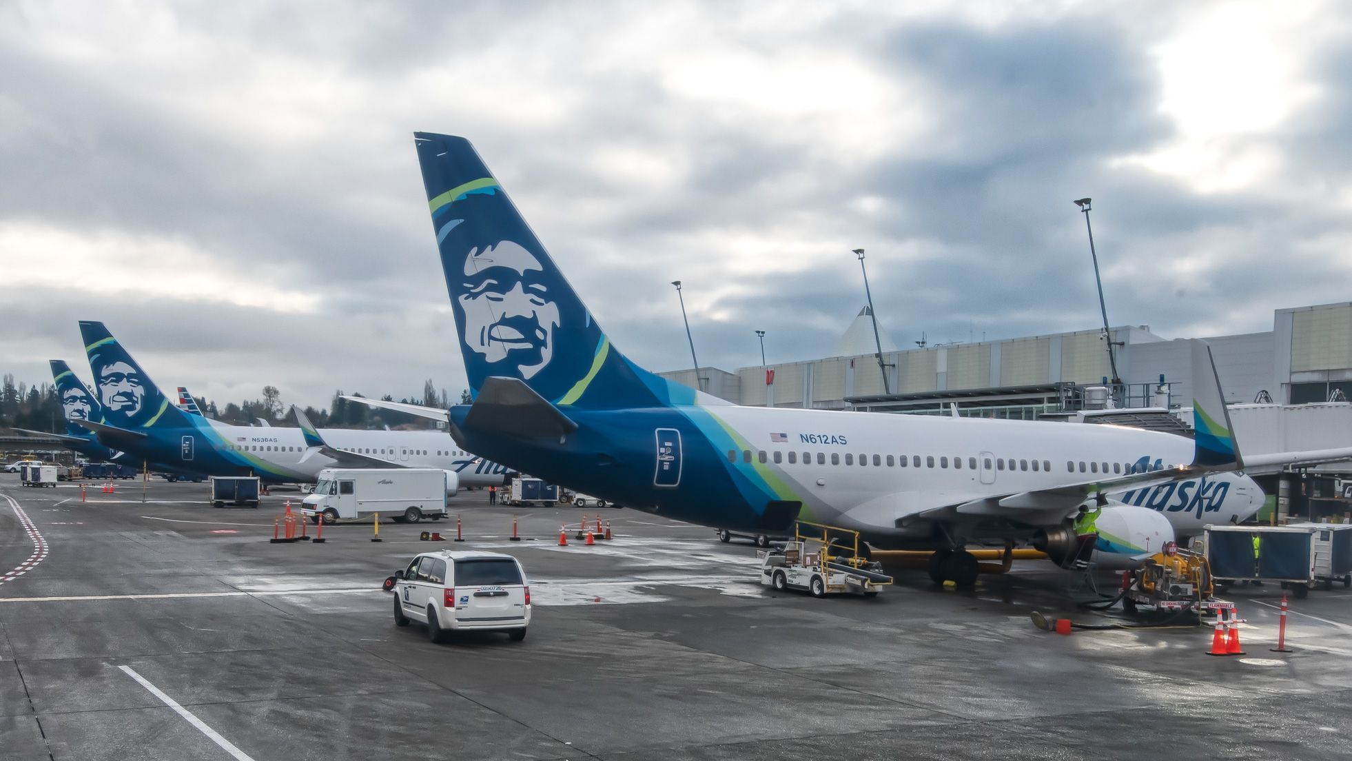 Alaska Airlines Partners With Microsoft To Make Fuel From Thin Air
