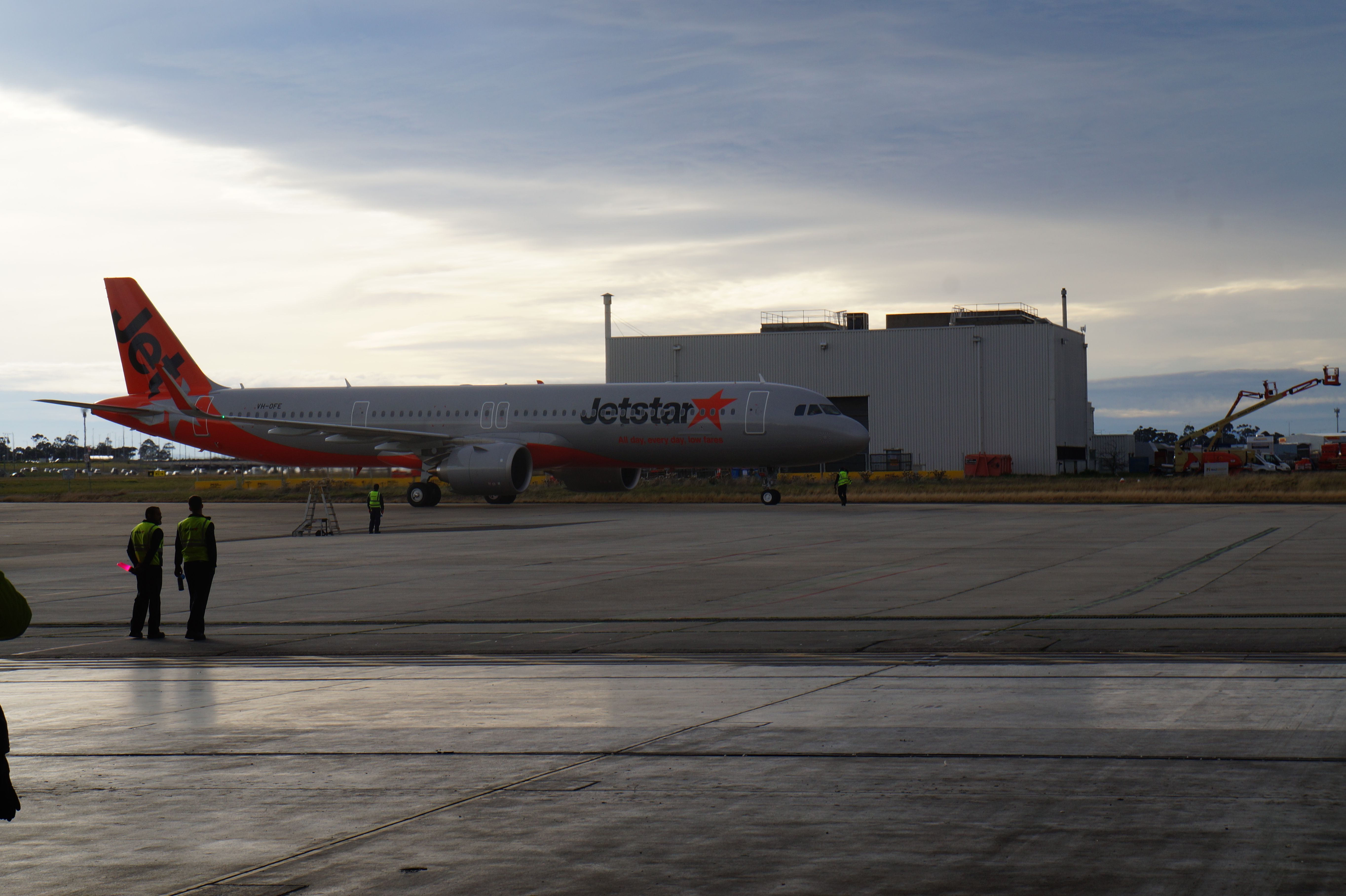 Jetstar Welcomes First Airbus A321LR – Michmutters