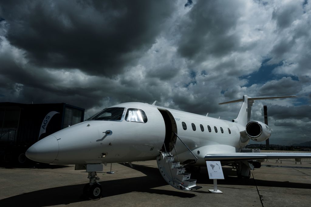 Which Variants Make Up The Embraer Legacy Private Jet Series?