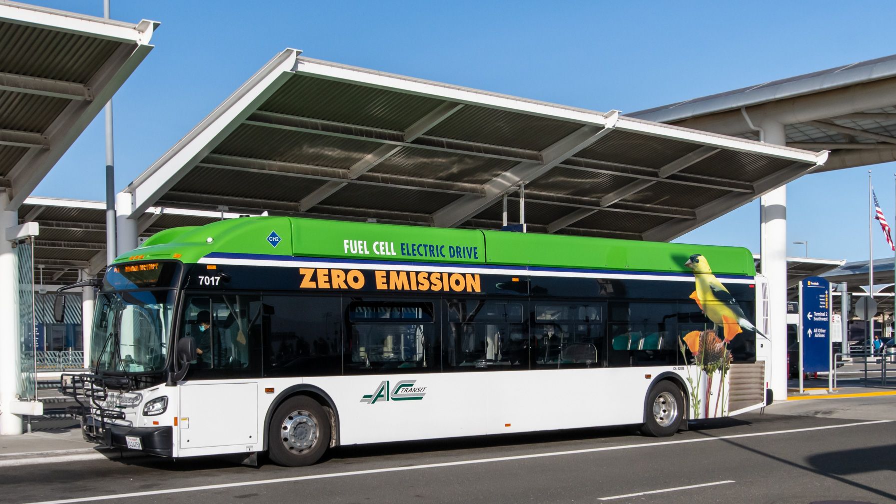 San Francisco's Neighbor: A Brief History Of Oakland International Airport